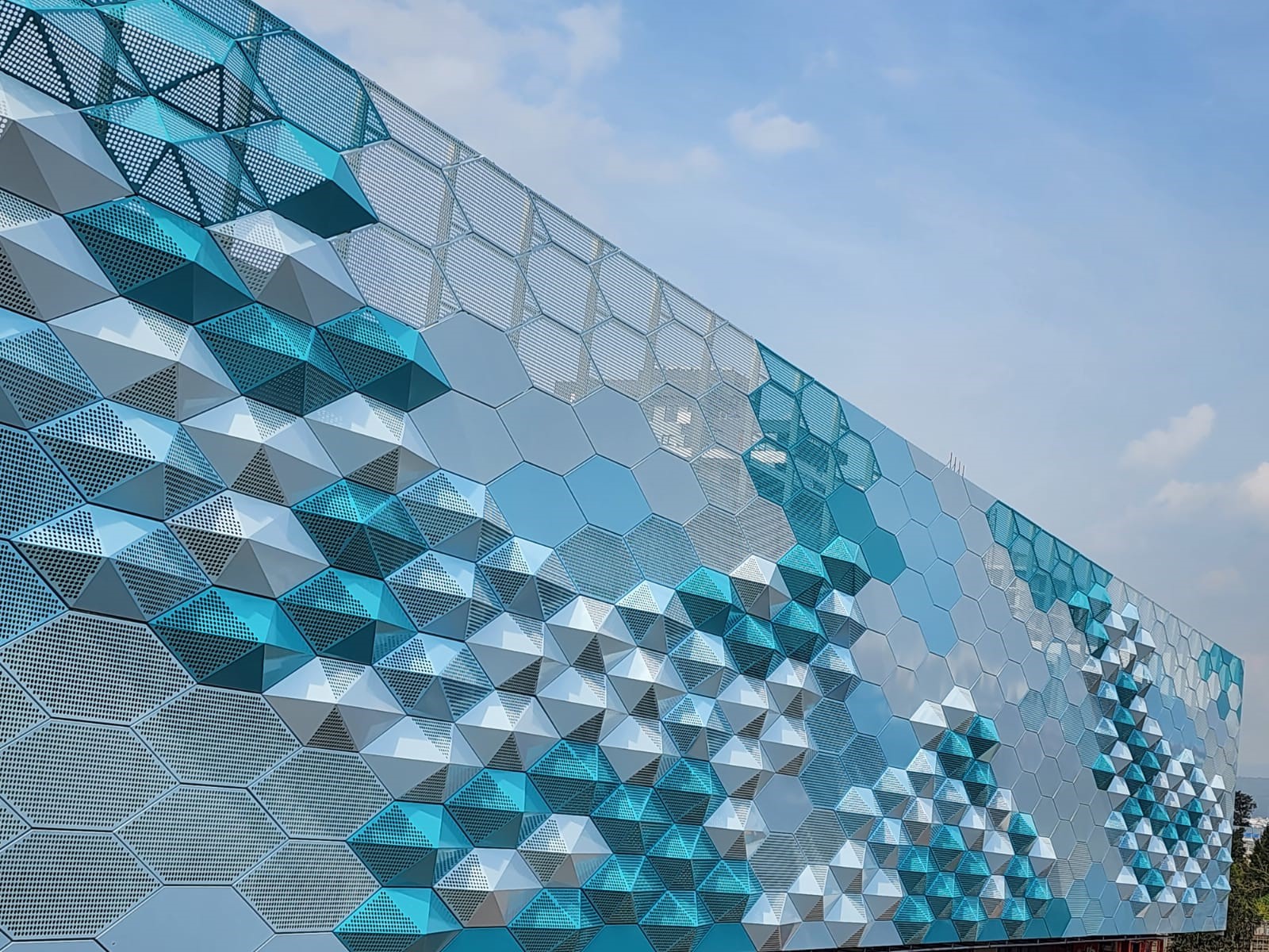 ALUMINIUM CLADDING MATERIALS AND PACKAGING